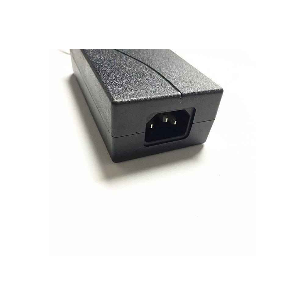 Chargeur Alimentation 12V 5A